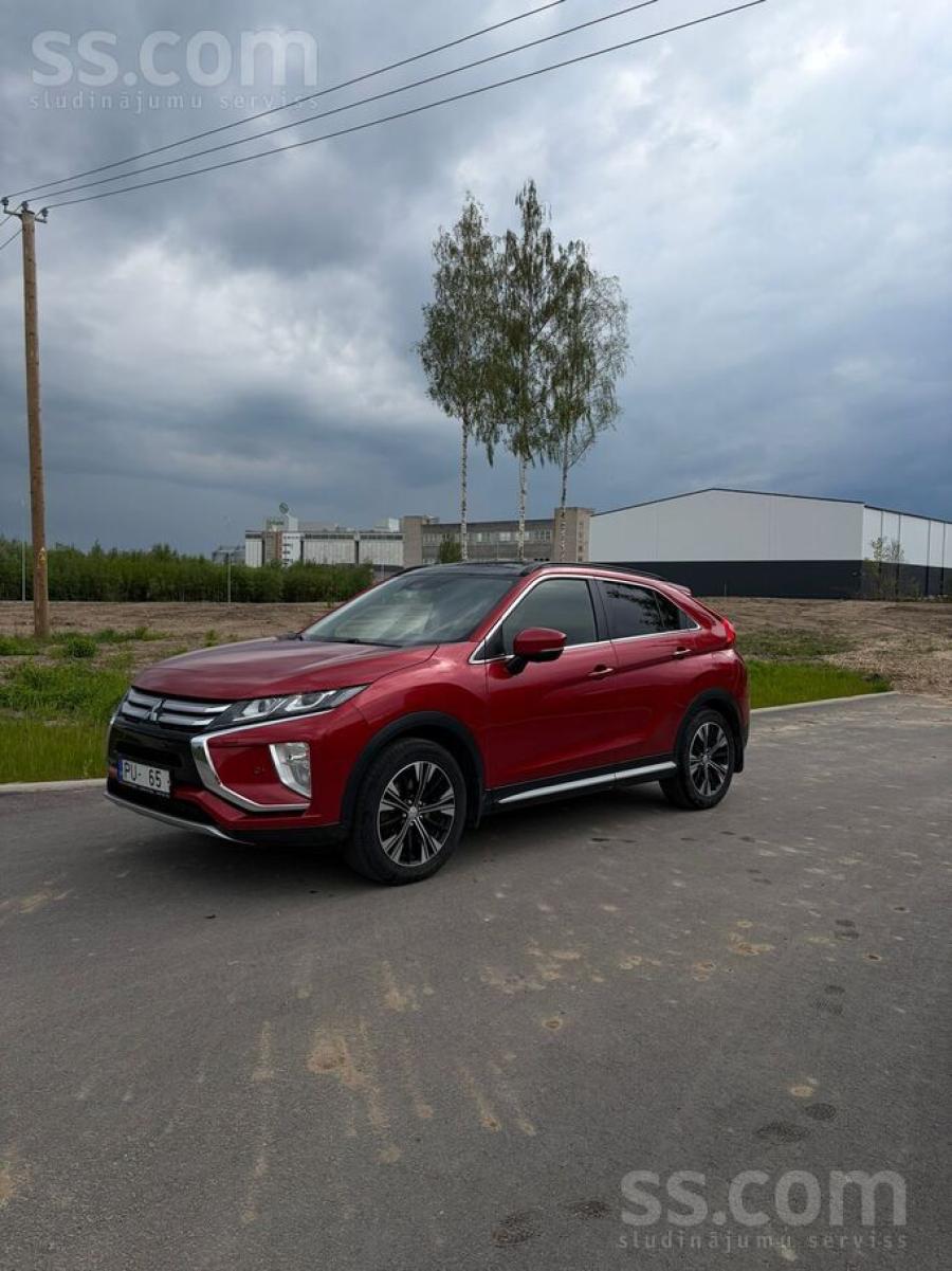 Red Mitsubishi Eclipse 2018 in Dobele, with an engine capacity of 1.50 L and mileage of 125 thousand km for 12900 €, photo 1 on AUTOMOTO.COM.LV
