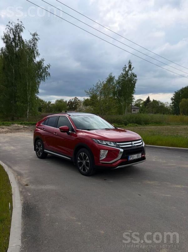 Red Mitsubishi Eclipse 2018 in Dobele, with an engine capacity of 1.50 L and mileage of 125 thousand km for 12900 €, photo 2 on AUTOMOTO.COM.LV