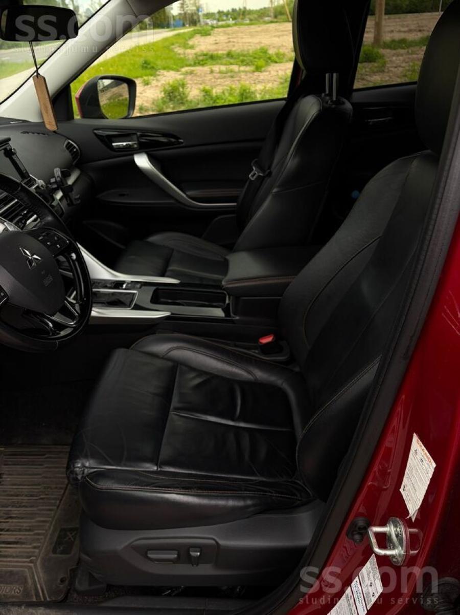 Red Mitsubishi Eclipse 2018 in Dobele, with an engine capacity of 1.50 L and mileage of 125 thousand km for 12900 €, photo 7 on AUTOMOTO.COM.LV