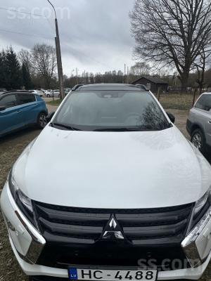 Balts Mitsubishi Eclipse 2021 Rīga, ar dzinēja tilpumu 1.50 L un nobraukumu 49 tūkst. km par 16000 €, foto  vietnē AUTOMOTO.COM.LV