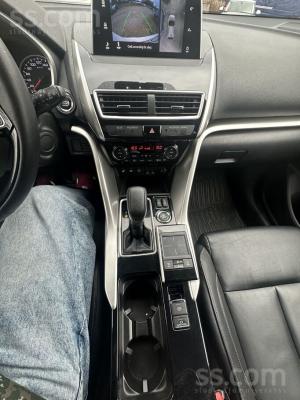 Balts Mitsubishi Eclipse 2021 Rīga, ar dzinēja tilpumu 1.50 L un nobraukumu 49 tūkst. km par 16000 €, foto 6 vietnē AUTOMOTO.COM.LV