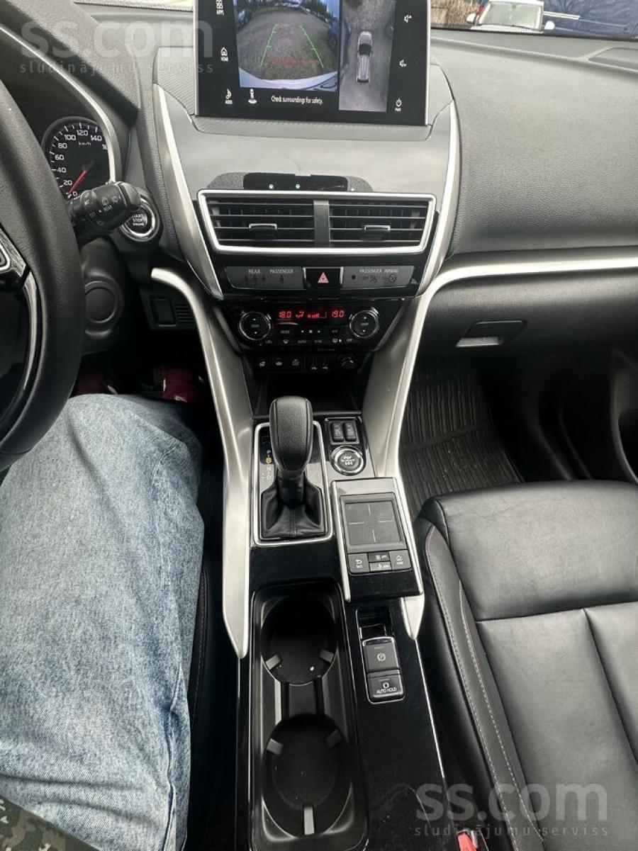 Balts Mitsubishi Eclipse 2021 Rīga, ar dzinēja tilpumu 1.50 L un nobraukumu 49 tūkst. km par 16000 €, foto 6 vietnē AUTOMOTO.COM.LV