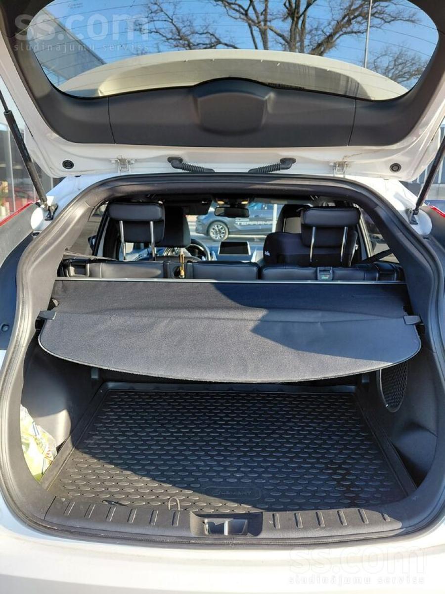 Balts Mitsubishi Eclipse 2021 Rīga, ar dzinēja tilpumu 1.50 L un nobraukumu 49 tūkst. km par 16000 €, foto 17 vietnē AUTOMOTO.COM.LV