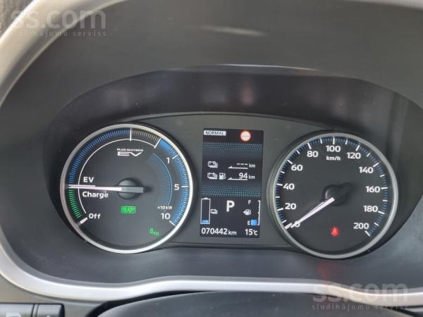 Balts Mitsubishi Eclipse 2022 Rīga, ar dzinēja tilpumu 2.40 L un nobraukumu 70 tūkst. km par 18400 €, foto 10 vietnē AUTOMOTO.COM.LV