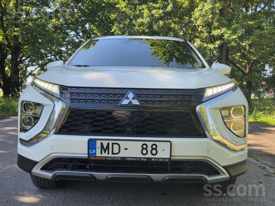 Balts Mitsubishi Eclipse 2022 Rīga, ar dzinēja tilpumu 2.40 L un nobraukumu 45 tūkst. km par 24500 €, foto 1 vietnē AUTOMOTO.COM.LV