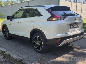 Balts Mitsubishi Eclipse 2022 Rīga, ar dzinēja tilpumu 2.40 L un nobraukumu 45 tūkst. km par 24500 €, foto 7 vietnē AUTOMOTO.COM.LV