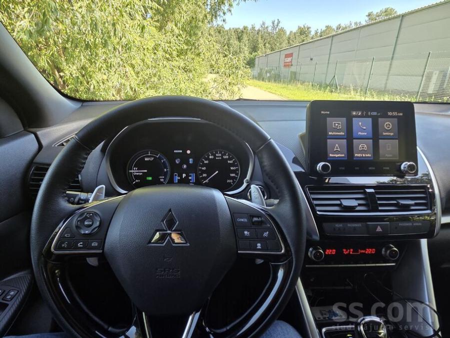 Balts Mitsubishi Eclipse 2022 Rīga, ar dzinēja tilpumu 2.40 L un nobraukumu 45 tūkst. km par 24500 €, foto 16 vietnē AUTOMOTO.COM.LV