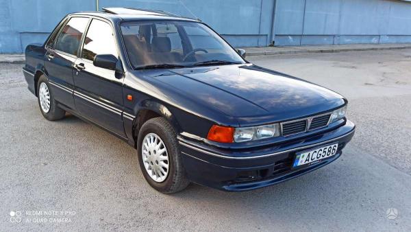 Zils Mitsubishi Galant 1992 Pakruojis, ar dzinēja tilpumu 1.80 L un nobraukumu 280 tūkst. km par 1700 €, foto 1 vietnē AUTOMOTO.COM.LV