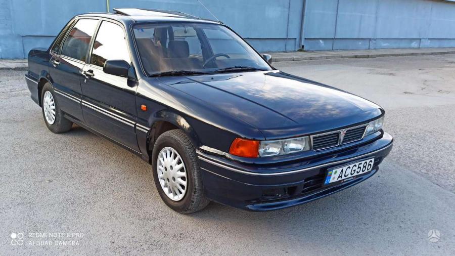 Blue Mitsubishi Galant 1992 in Pakruojis, with an engine capacity of 1.80 L and mileage of 280 thousand km for 1700 €, photo 1 on AUTOMOTO.COM.LV