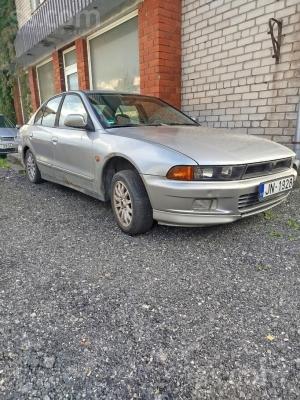 Pelēks Mitsubishi Galant 1997 Talsi, ar dzinēja tilpumu 2.00 L un nobraukumu 260 tūkst. km par 800 €, foto 3 vietnē AUTOMOTO.COM.LV