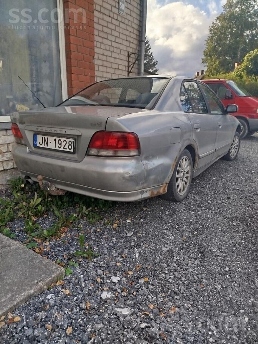 Pelēks Mitsubishi Galant 1997 Talsi, ar dzinēja tilpumu 2.00 L un nobraukumu 260 tūkst. km par 800 €, foto 4 vietnē AUTOMOTO.COM.LV