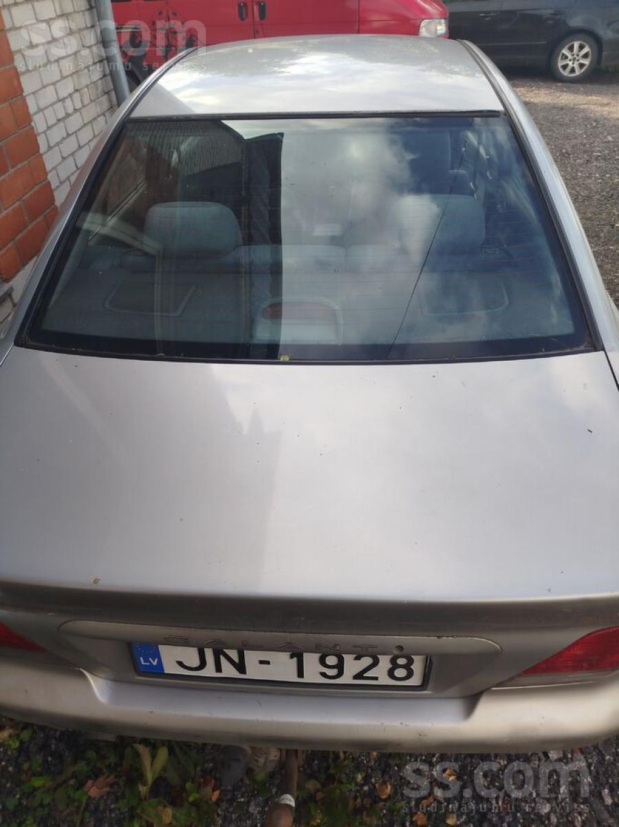Pelēks Mitsubishi Galant 1997 Talsi, ar dzinēja tilpumu 2.00 L un nobraukumu 260 tūkst. km par 800 €, foto 6 vietnē AUTOMOTO.COM.LV