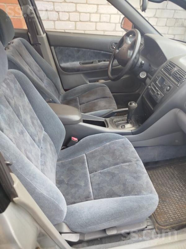Pelēks Mitsubishi Galant 1997 Talsi, ar dzinēja tilpumu 2.00 L un nobraukumu 260 tūkst. km par 800 €, foto 6 vietnē AUTOMOTO.COM.LV