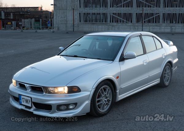 Grey Mitsubishi Galant 2001 in Tallinn, with an engine capacity of 2.50 L and mileage of 128 thousand km for 16000 €, photo 1 on AUTOMOTO.COM.LV