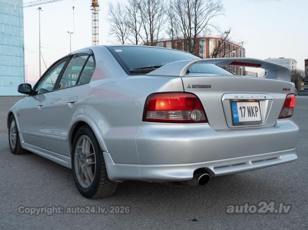 Grey Mitsubishi Galant 2001 in Tallinn, with an engine capacity of 2.50 L and mileage of 128 thousand km for 16000 €, photo 8 on AUTOMOTO.COM.LV