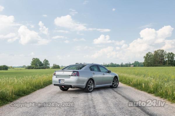 Pelēks Mitsubishi Galant 2007 Tallina, ar dzinēja tilpumu 3.80 L un nobraukumu 209 tūkst. km par 2499 €, foto 3 vietnē AUTOMOTO.COM.LV
