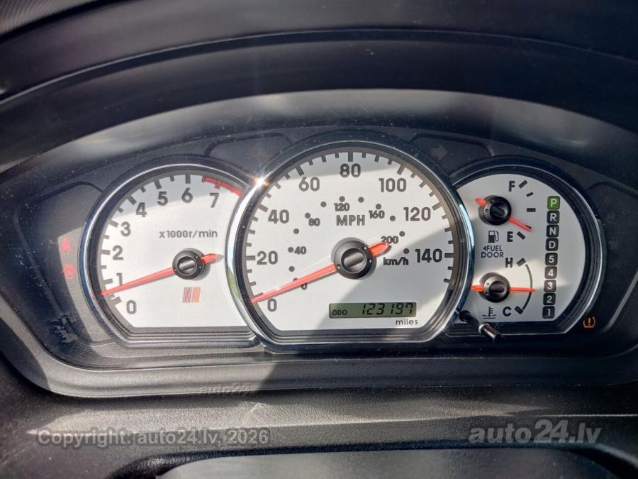 Pelēks Mitsubishi Galant 2007 Tallina, ar dzinēja tilpumu 3.80 L un nobraukumu 209 tūkst. km par 2499 €, foto 9 vietnē AUTOMOTO.COM.LV