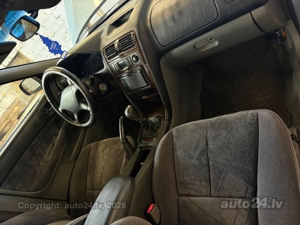 Mitsubishi Galant 2000 Keila, ar dzinēja tilpumu 2.50 L un nobraukumu 0 tūkst. km par 3999 €, foto 6 vietnē AUTOMOTO.COM.LV