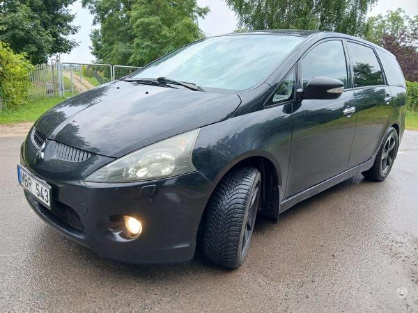 Melns Mitsubishi Grandis 2004 Kauņa, ar dzinēja tilpumu 2.40 L un nobraukumu 351 tūkst. km par 2250 €, foto 3 vietnē AUTOMOTO.COM.LV