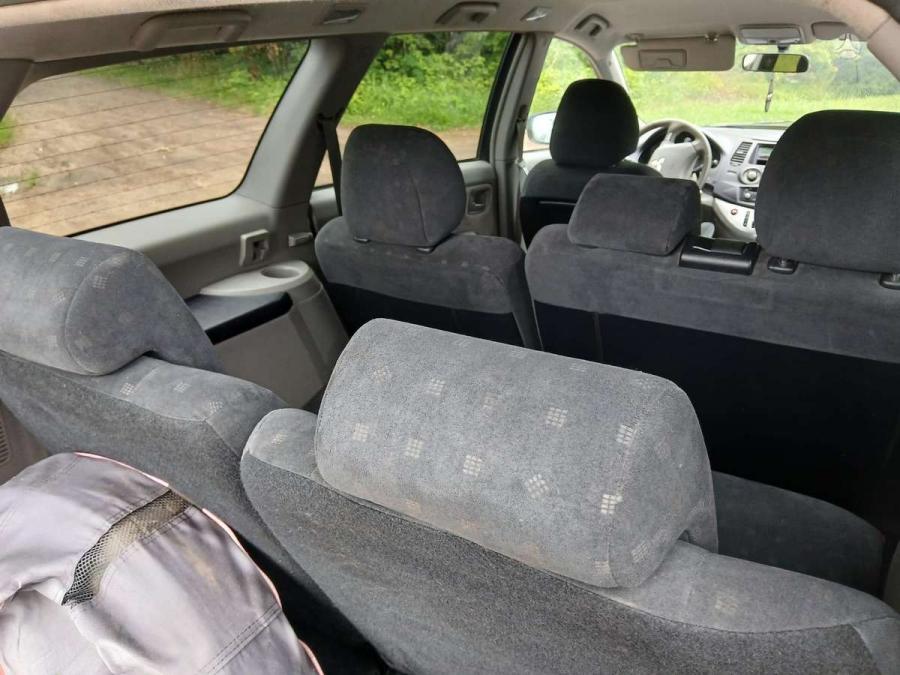 Melns Mitsubishi Grandis 2004 Kauņa, ar dzinēja tilpumu 2.40 L un nobraukumu 351 tūkst. km par 2250 €, foto 13 vietnē AUTOMOTO.COM.LV