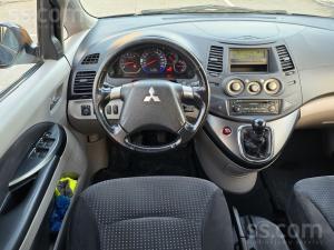 Melns Mitsubishi Grandis 2006 Rīga, ar dzinēja tilpumu 2.00 L un nobraukumu 327 tūkst. km par 2990 €, foto 14 vietnē AUTOMOTO.COM.LV