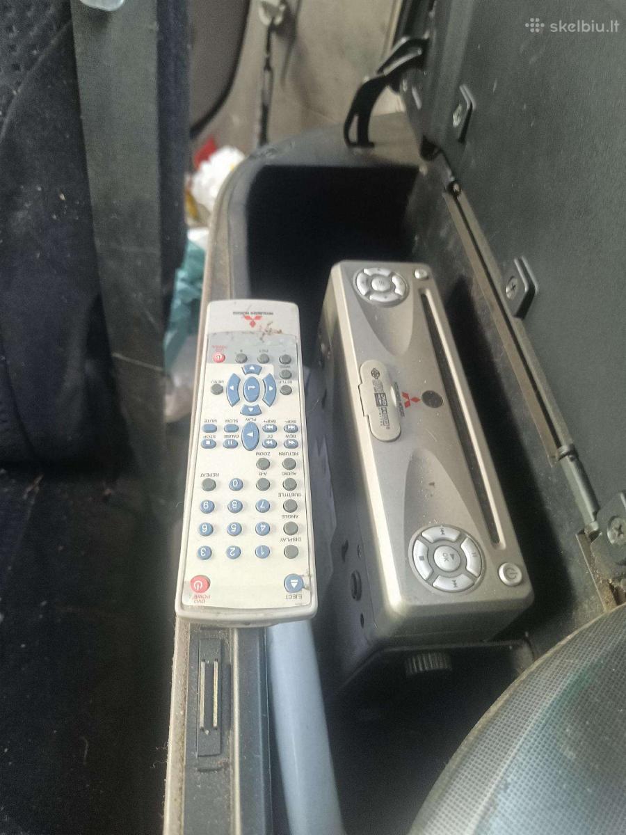 Melns Mitsubishi Grandis 2006 Kauņa, ar dzinēja tilpumu 2.00 L un nobraukumu 252 tūkst. km par 500 €, foto 11 vietnē AUTOMOTO.COM.LV
