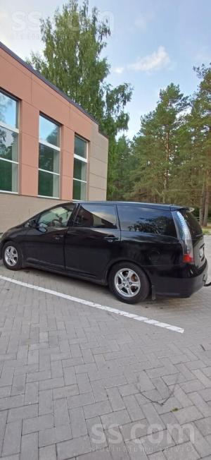 Melns Mitsubishi Grandis 2006 Rīga, ar dzinēja tilpumu 2.00 L un nobraukumu 345 tūkst. km par 2100 €, foto 14 vietnē AUTOMOTO.COM.LV