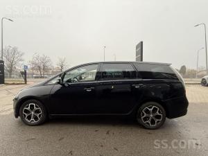 Melns Mitsubishi Grandis 2007 Jelgava, ar dzinēja tilpumu 2.40 L un nobraukumu 397 tūkst. km par 2900 €, foto 3 vietnē AUTOMOTO.COM.LV