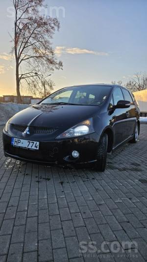 Black Mitsubishi Grandis 2007 in Rezekne, with an engine capacity of 2.00 L and mileage of 377 thousand km for 1150 €, photo  on AUTOMOTO.COM.LV
