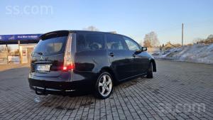 Black Mitsubishi Grandis 2007 in Rezekne, with an engine capacity of 2.00 L and mileage of 377 thousand km for 1150 €, photo 4 on AUTOMOTO.COM.LV