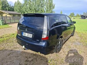 Melns Mitsubishi Grandis 2007 Ogre, ar dzinēja tilpumu 2.00 L un nobraukumu 306 tūkst. km par 1800 €, foto  vietnē AUTOMOTO.COM.LV