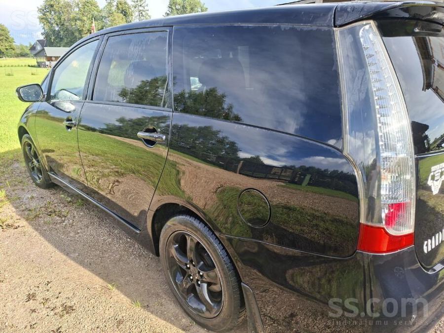 Melns Mitsubishi Grandis 2007 Ogre, ar dzinēja tilpumu 2.00 L un nobraukumu 306 tūkst. km par 1800 €, foto 4 vietnē AUTOMOTO.COM.LV