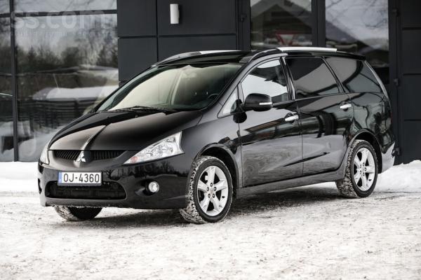 Black Mitsubishi Grandis 2011 in Jelgava, with an engine capacity of 2.40 L and mileage of 0 thousand km for 5290 €, photo 1 on AUTOMOTO.COM.LV