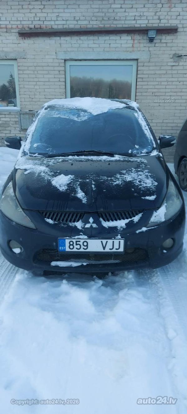 Melns Mitsubishi Grandis 2006 Tallina, ar dzinēja tilpumu 2.40 L un nobraukumu 299 tūkst. km par 1999 €, foto 2 vietnē AUTOMOTO.COM.LV