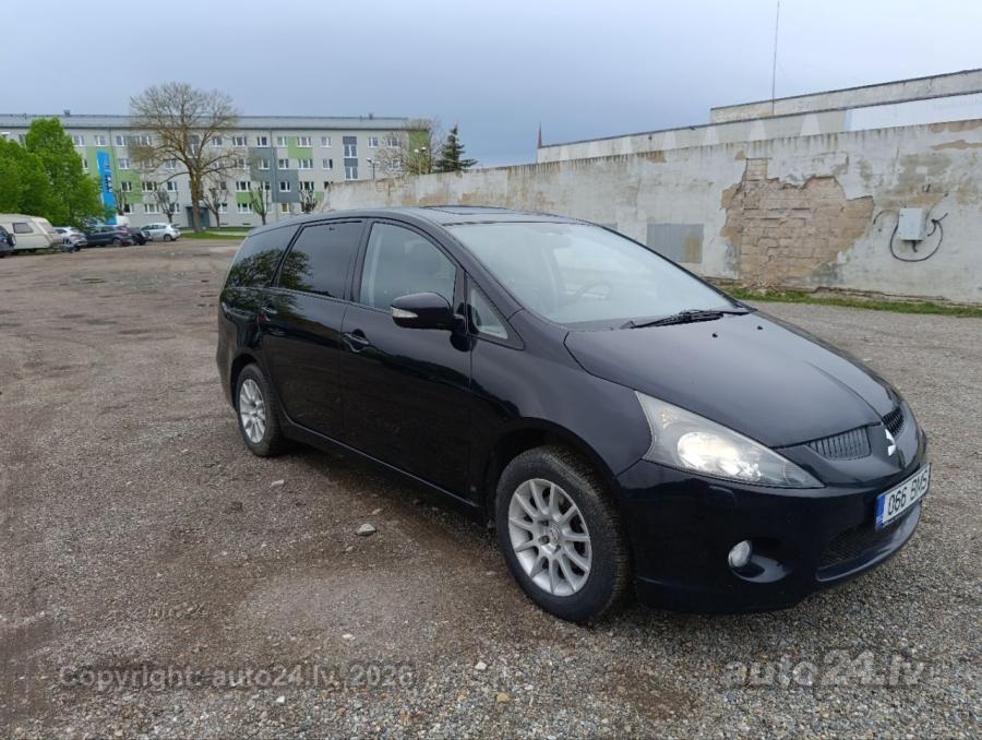 Melns Mitsubishi Grandis 2006 Rakvere, ar dzinēja tilpumu 2.00 L un nobraukumu 342 tūkst. km par 3500 €, foto 4 vietnē AUTOMOTO.COM.LV