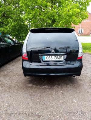 Melns Mitsubishi Grandis 2006 Rakvere, ar dzinēja tilpumu 2.00 L un nobraukumu 342 tūkst. km par 3500 €, foto 5 vietnē AUTOMOTO.COM.LV