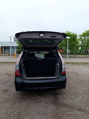 Melns Mitsubishi Grandis 2006 Rakvere, ar dzinēja tilpumu 2.00 L un nobraukumu 342 tūkst. km par 3500 €, foto 6 vietnē AUTOMOTO.COM.LV