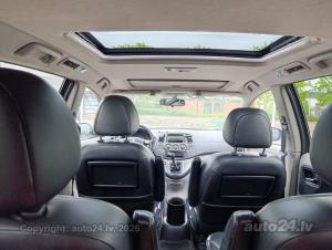 Melns Mitsubishi Grandis 2006 Rakvere, ar dzinēja tilpumu 2.00 L un nobraukumu 342 tūkst. km par 3500 €, foto 12 vietnē AUTOMOTO.COM.LV