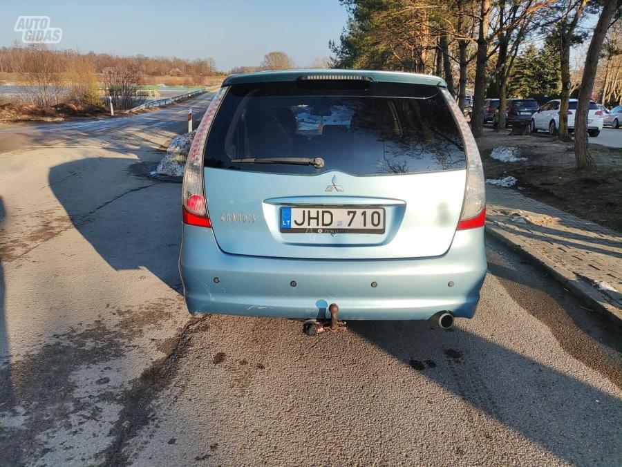 Zils Mitsubishi Grandis 2004 Kretinga, ar dzinēja tilpumu 2.40 L un nobraukumu 313 tūkst. km par 1299 €, foto 10 vietnē AUTOMOTO.COM.LV