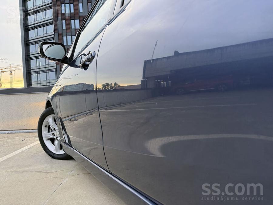 Zils Mitsubishi Grandis 2004 Rīga, ar dzinēja tilpumu 2.40 L un nobraukumu 308 tūkst. km par 1690 €, foto 5 vietnē AUTOMOTO.COM.LV