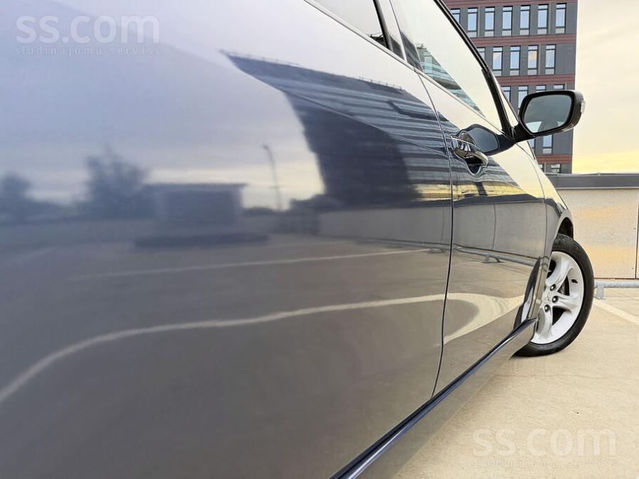 Zils Mitsubishi Grandis 2004 Rīga, ar dzinēja tilpumu 2.40 L un nobraukumu 308 tūkst. km par 1690 €, foto 6 vietnē AUTOMOTO.COM.LV