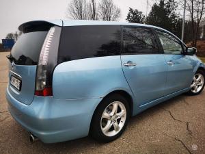 Blue Mitsubishi Grandis 2005 in Vilnius, with an engine capacity of 2.40 L and mileage of 330 thousand km for 1950 €, photo 18 on AUTOMOTO.COM.LV