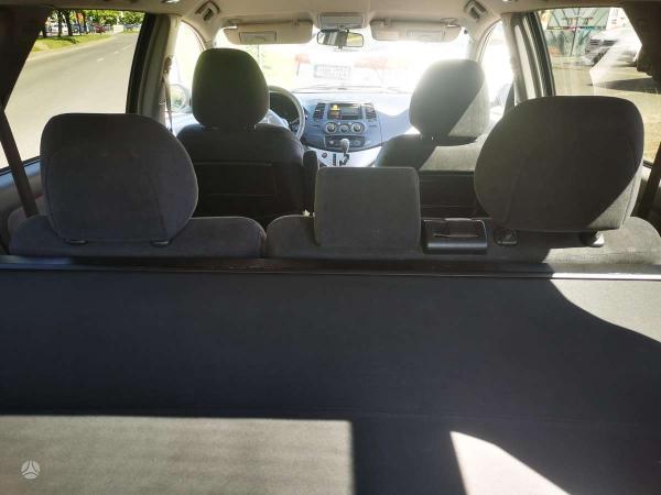 Zils Mitsubishi Grandis 2005 Viļņa, ar dzinēja tilpumu 2.38 L un nobraukumu 230 tūkst. km par 2550 €, foto 5 vietnē AUTOMOTO.COM.LV