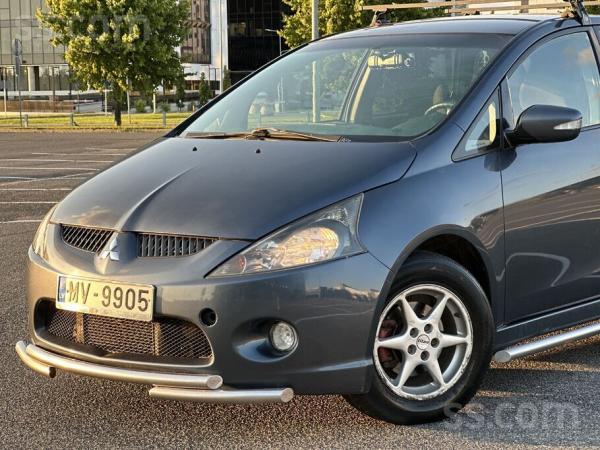 Blue Mitsubishi Grandis 2005 in Riga, with an engine capacity of 2.00 L and mileage of 341 thousand km for 1250 €, photo 5 on AUTOMOTO.COM.LV