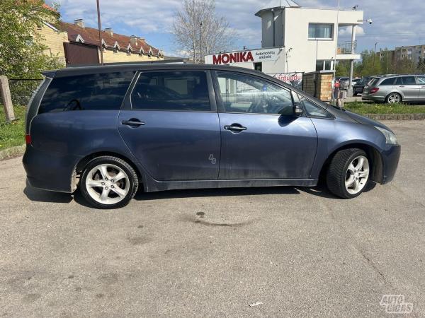 Blue Mitsubishi Grandis 2006 in Siauliai, with an engine capacity of 2.00 L and mileage of 286 thousand km for 999 €, photo 8 on AUTOMOTO.COM.LV