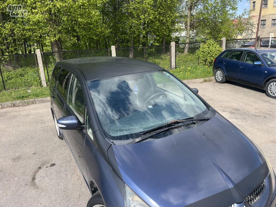 Zils Mitsubishi Grandis 2006 Šauļi, ar dzinēja tilpumu 2.00 L un nobraukumu 286 tūkst. km par 999 €, foto 10 vietnē AUTOMOTO.COM.LV