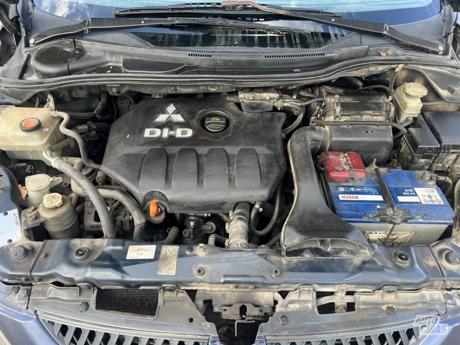 Zils Mitsubishi Grandis 2006 Šauļi, ar dzinēja tilpumu 2.00 L un nobraukumu 286 tūkst. km par 999 €, foto 23 vietnē AUTOMOTO.COM.LV