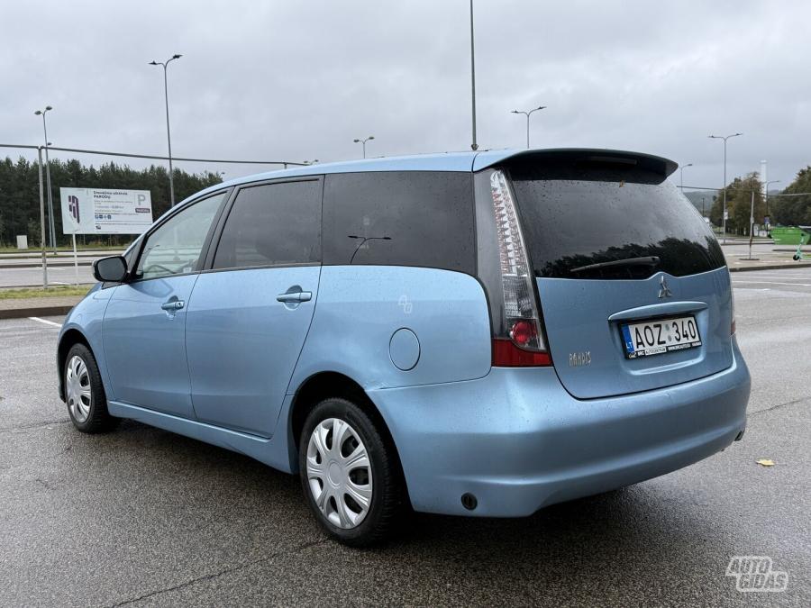 Zils Mitsubishi Grandis 2006 Viļņa, ar dzinēja tilpumu 2.40 L un nobraukumu 300 tūkst. km par 700 €, foto 6 vietnē AUTOMOTO.COM.LV