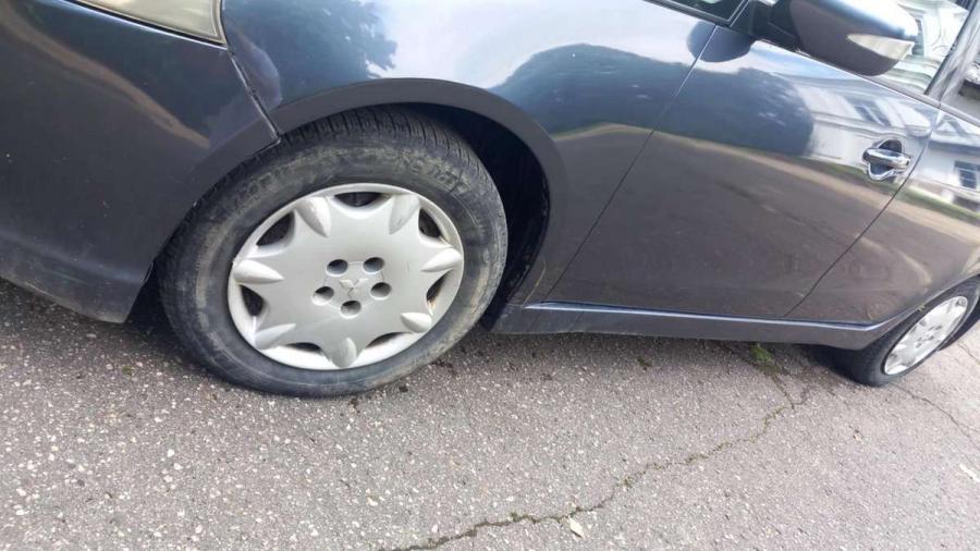 Zils Mitsubishi Grandis 2007 Kupiškis, ar dzinēja tilpumu 2.00 L un nobraukumu 280 tūkst. km par 1450 €, foto 7 vietnē AUTOMOTO.COM.LV