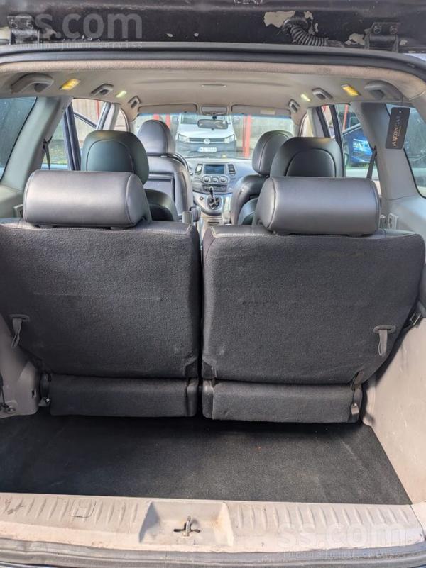 Zils Mitsubishi Grandis 2007 Rīga, ar dzinēja tilpumu 2.00 L un nobraukumu 217 tūkst. km par 2200 €, foto 10 vietnē AUTOMOTO.COM.LV